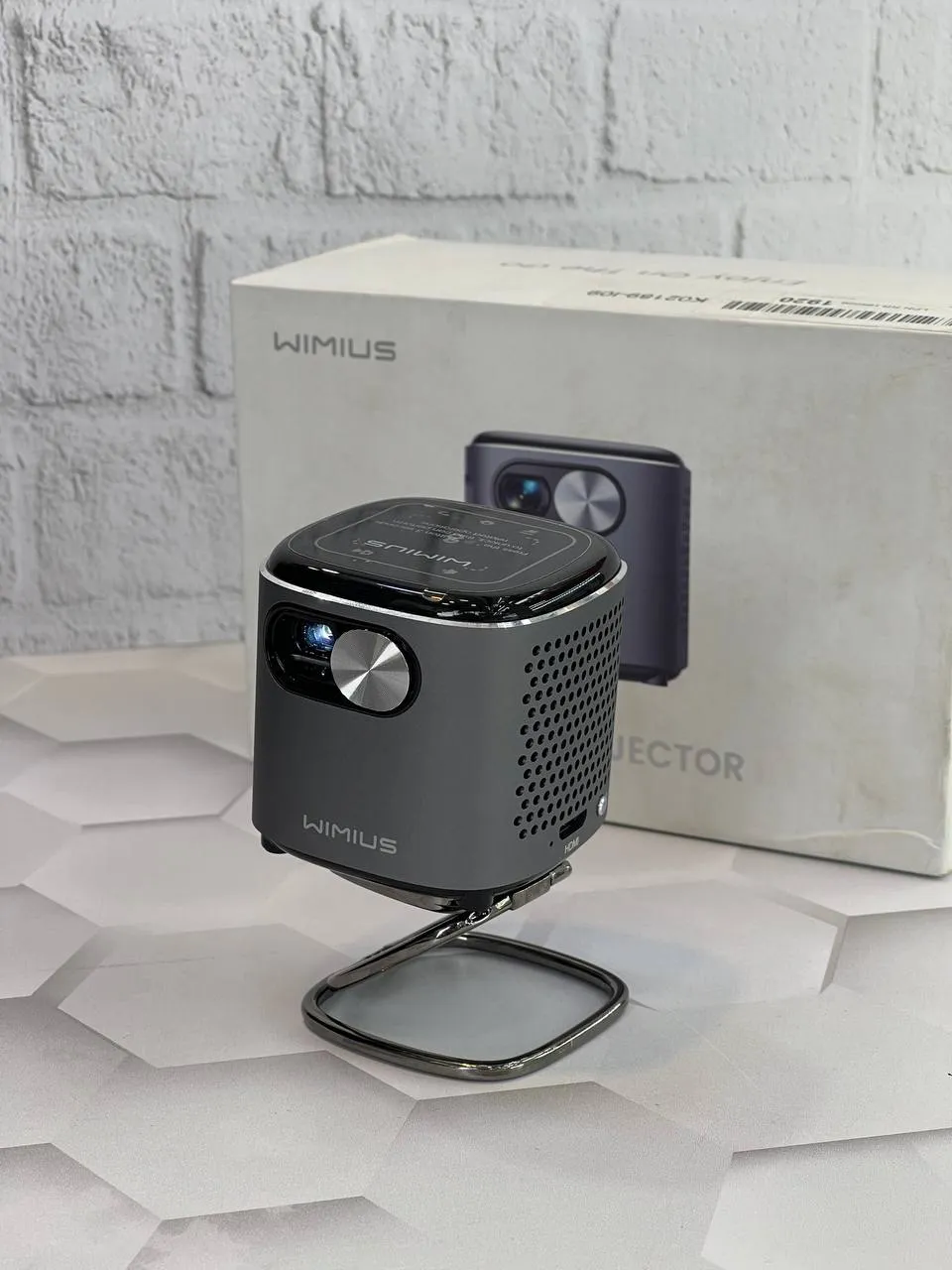 مینی ویدیو پروژکتور ویمیوس mini Video Projector WiMiUS Q2 Pro | یامال کالا